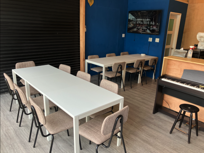 場地租借 * 017 Cafe' 與你一起咖啡館